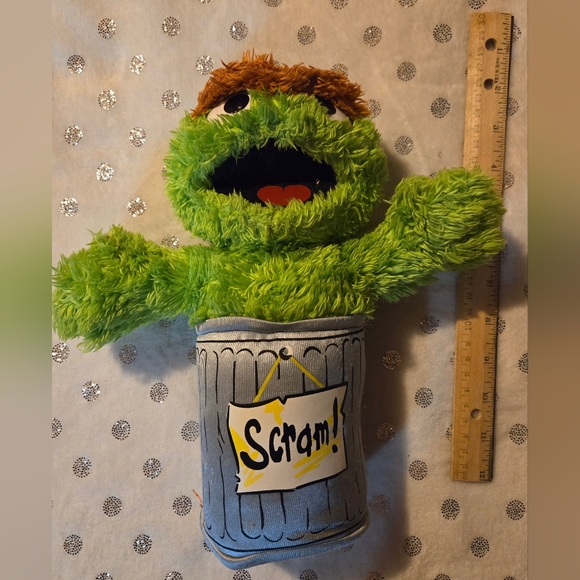 Sesame Street | Toys | Sesame Street Oscar The Grouch Plush Doll Toy ...